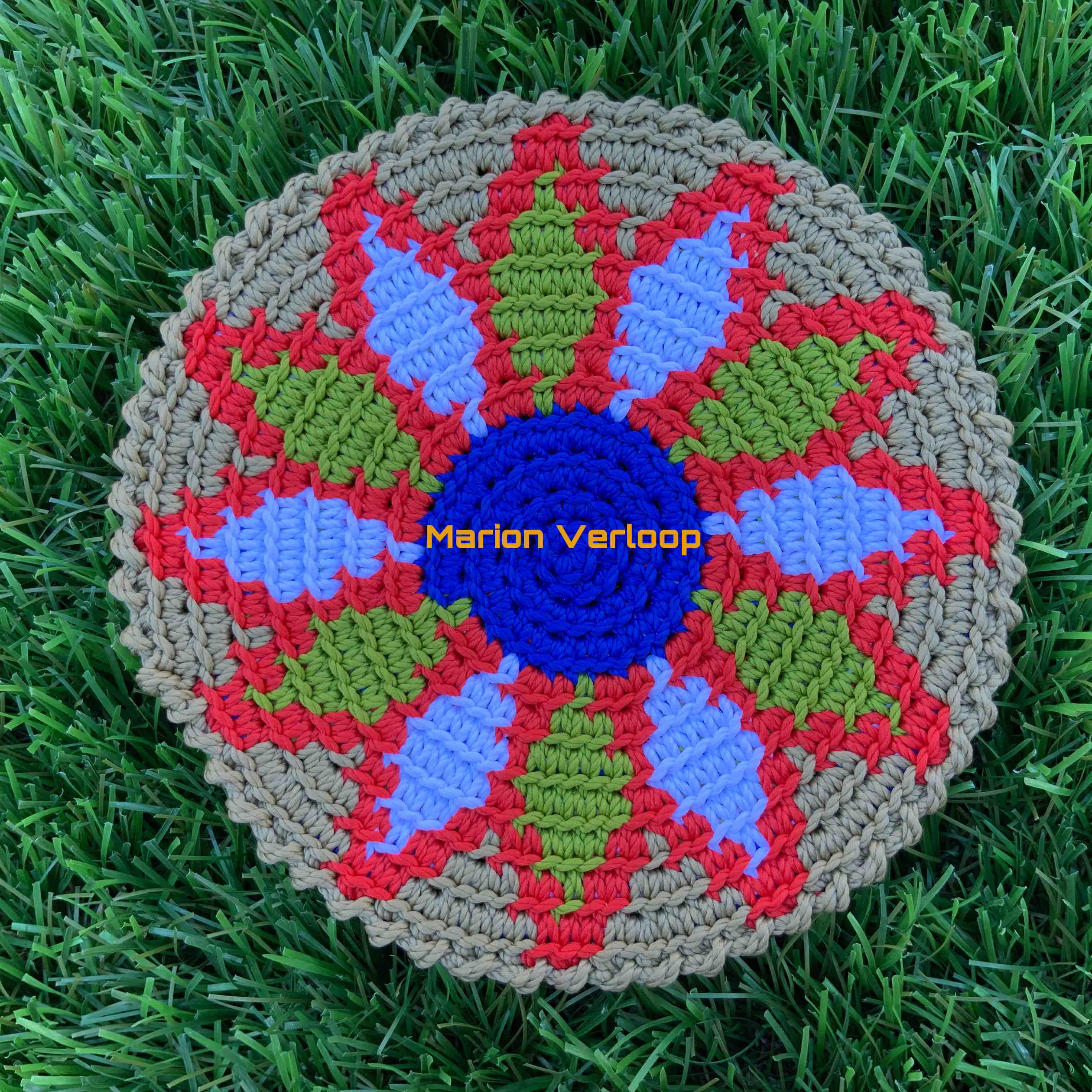 Polyester yarn – Marion Verloop